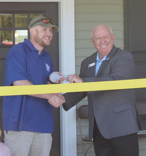 Marine veteran receives key to new home | News | newsbug.info