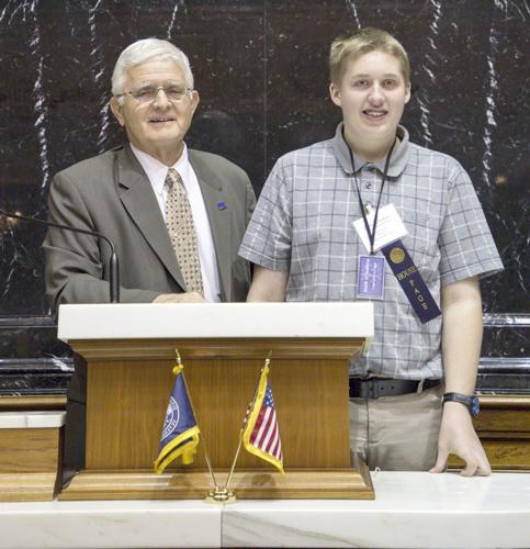 Student pages join Lehe at Statehouse | News | newsbug.info