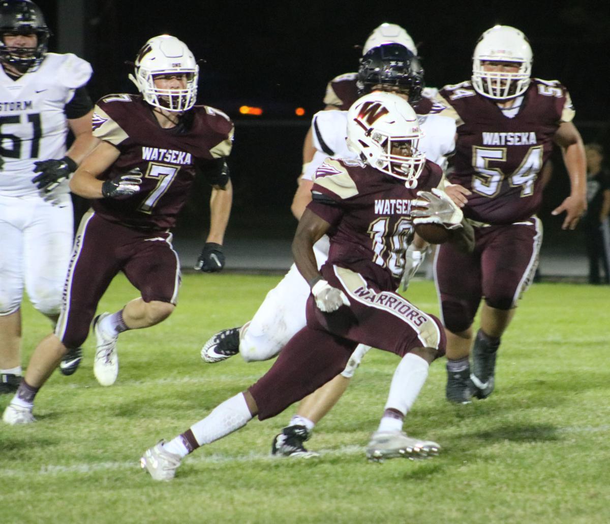 Watseka Warriors' football team defeats Salt Fork | Photos | newsbug.info