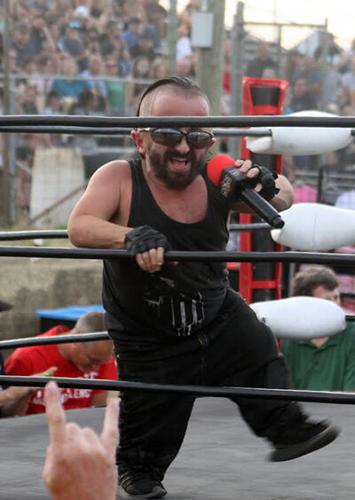 Micro wrestling a BIG hit at fair | Sports | newsbug.info