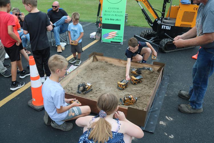 Block Party brings patriotic vibes to DeMotte | News | newsbug.info