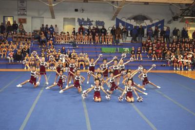 Watseka Mighty Mites cheerleaders take second in cheer competition ...