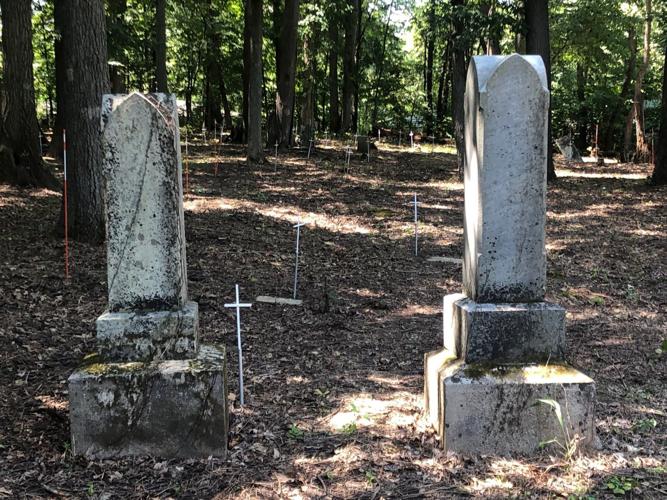 Kickapoo Cemetery gets cleaned up | WCINews | newsbug.info