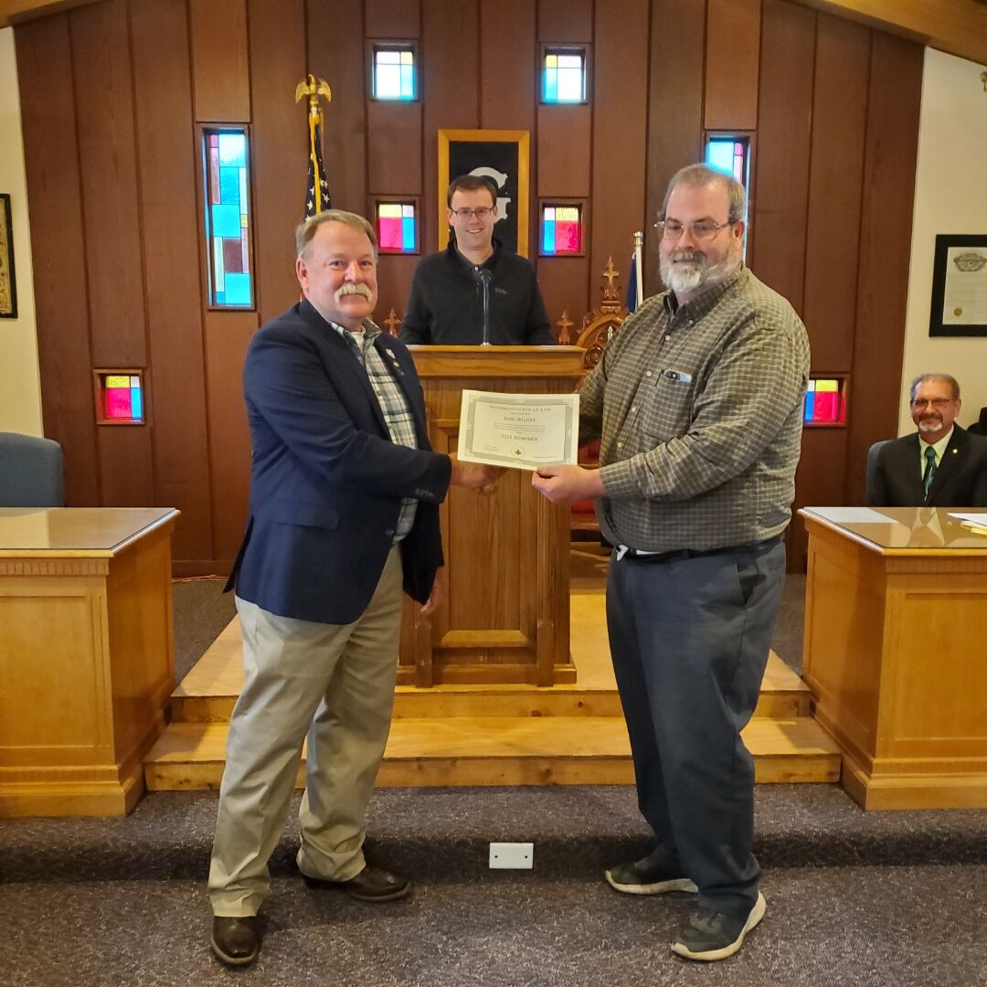 Phil Wilkey named 2025 Community Builder by Watseka Masonic Lodge ...
