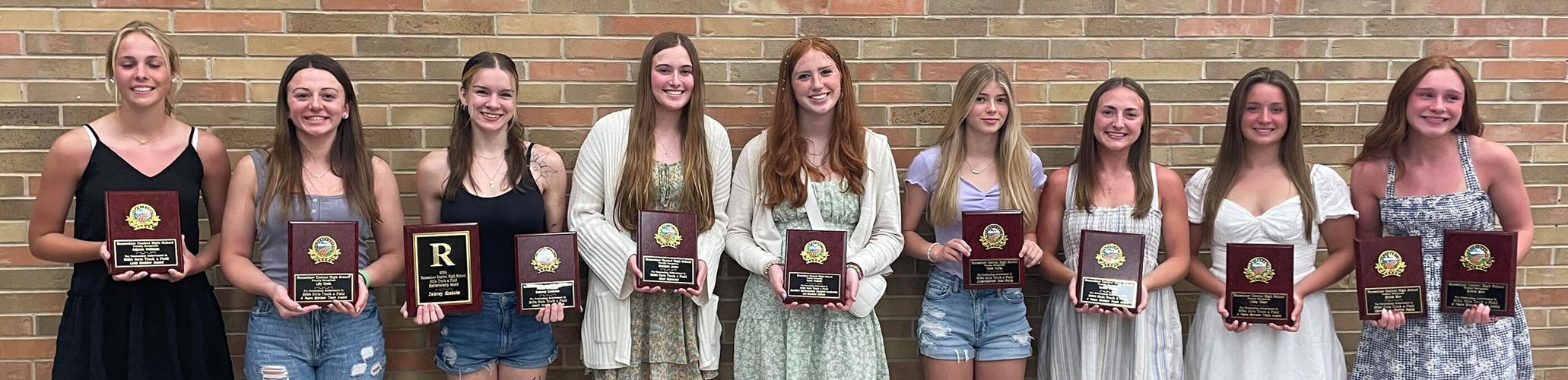RCHS's track stars presented post-season awards | Sports | newsbug.info