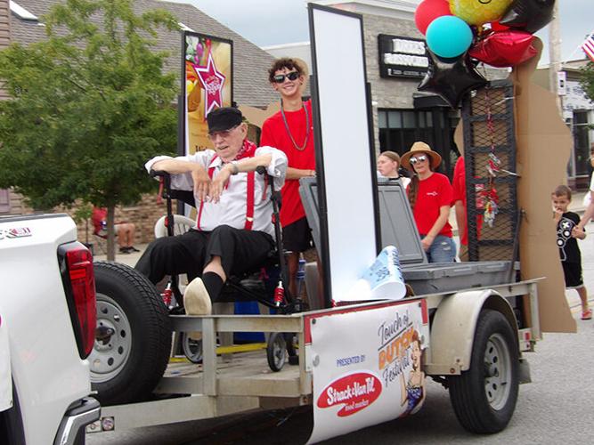 Touch of Dutch Parade winners chosen | News | newsbug.info