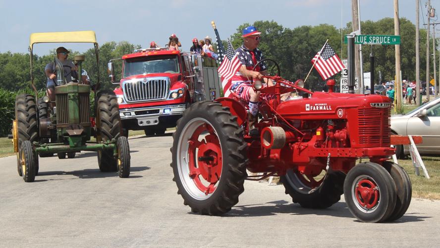Onarga presents Independence Day Parade | Photos | newsbug.info