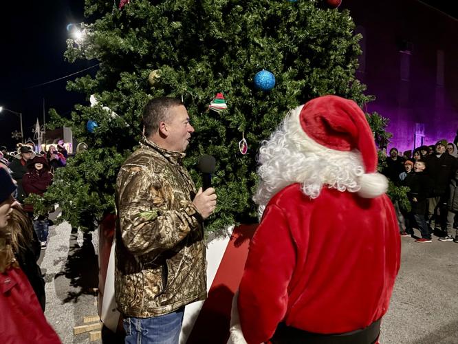 Morocco hosts annual Tree Lighting Celebration | | newsbug.info