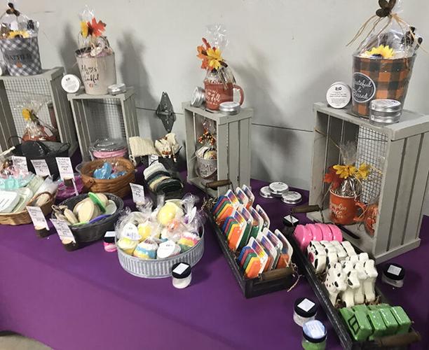 Local artisans bring creations to October Stroll | News | newsbug.info