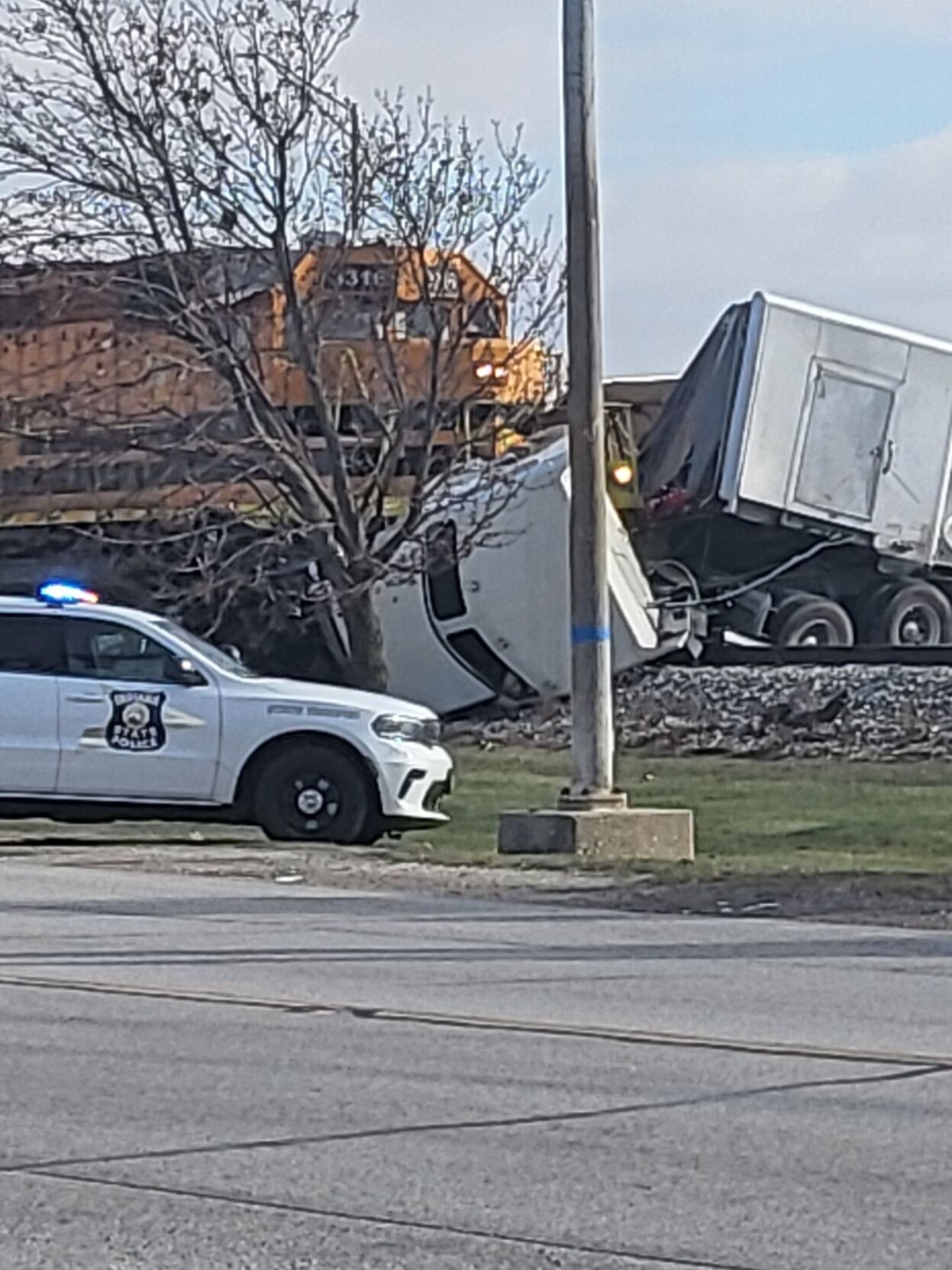 Cothran issues press release on semi vs. train accident in Kentland ...