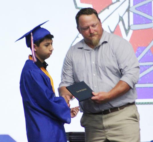 Iroquois West High School presents commencement ceremony | | newsbug.info