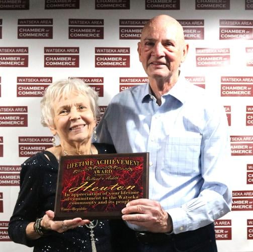 Times-Republic, Watseka chamber present community awards | News | newsbug.info