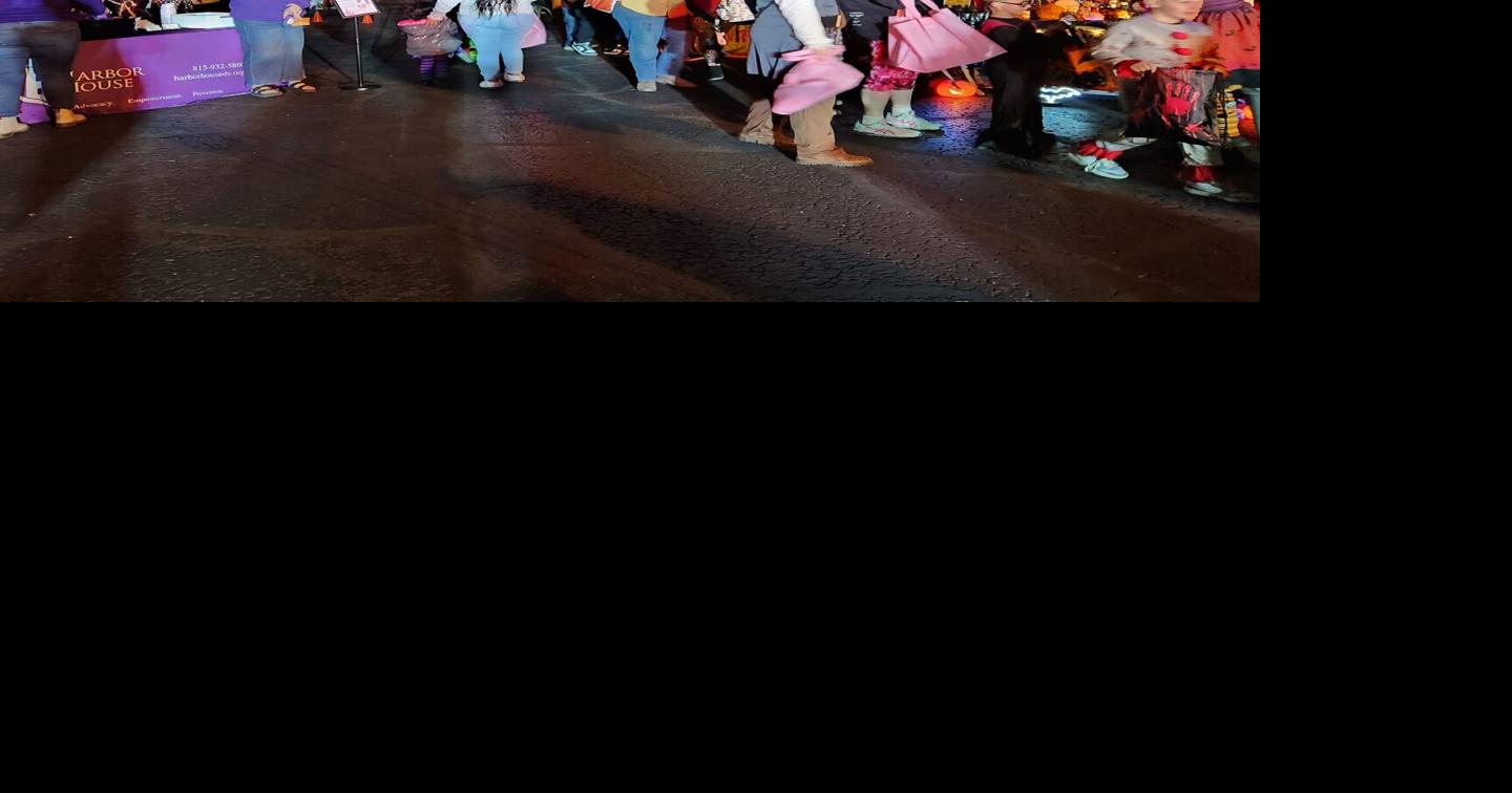 More than 400 visit Watseka chamber trunk or treat event | News ...