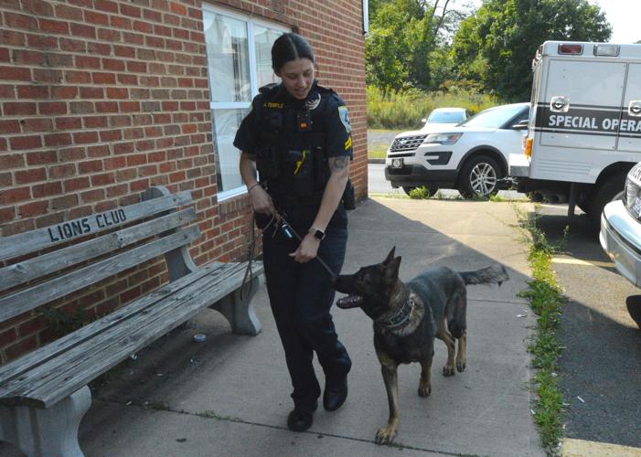 Shamokin PD welcomes new officer, K9 Chip | Local | newsitem.com