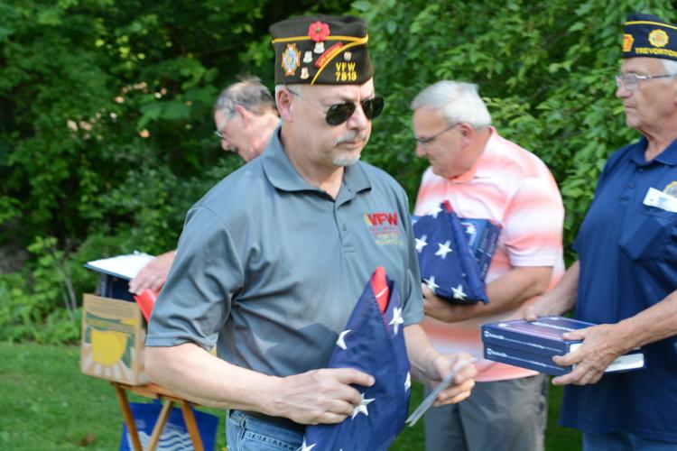 Flag folding demonstration held at veteran's memorial | Local ...