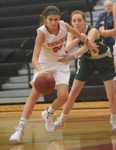 H.S. Basketball: Lewisburg sinks Mount Carmel, 51-40, to open season ...