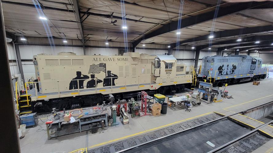 North Shore Railroad Co. dedicates two new locomotives to veterans ...