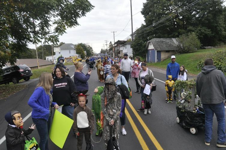 Trevorton Halloween Parade attracts record crowd | Local | newsitem.com