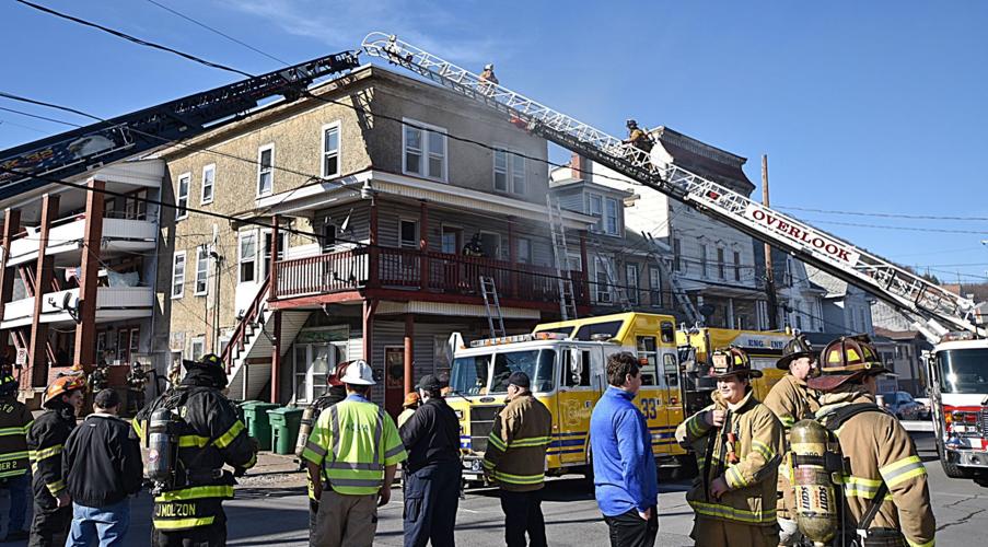 Early afternoon Shamokin fire leaves 11 homeless | Local | newsitem.com