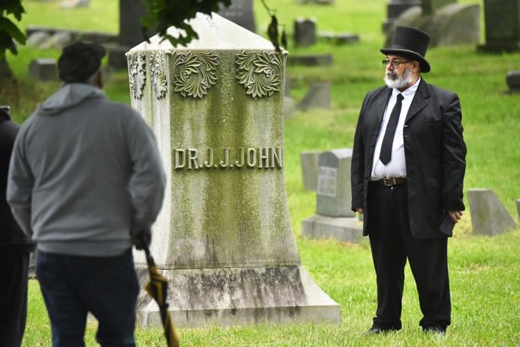 History comes alive in Shamokin Cemetery tours | Local | newsitem.com
