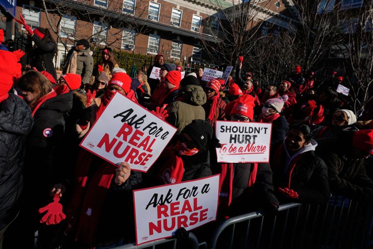 Hospital and nurses fail to negotiate during second day of NYC's ...