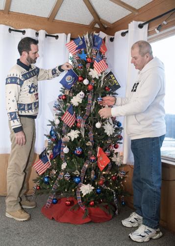 Oh, Christmas tee: Indians Hills Golf Club honoring service members ...