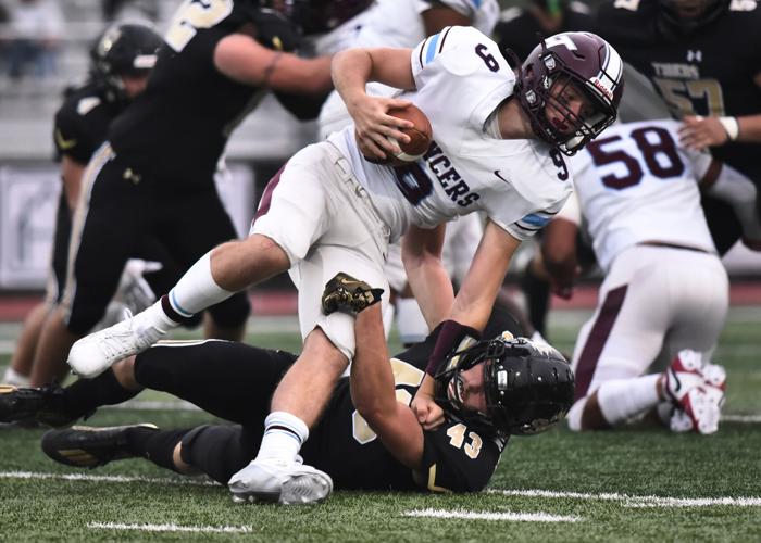 H.S. Football: Tigers cruise to 500th win for Roth | Sports | newsitem.com
