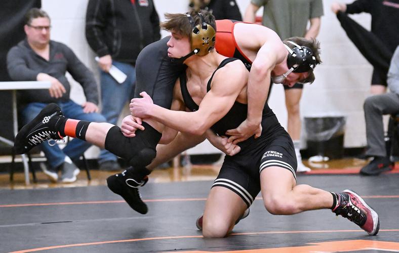 H.S. Wrestling: Eagles rally to get a win at districts; SCA goes 0-2 ...