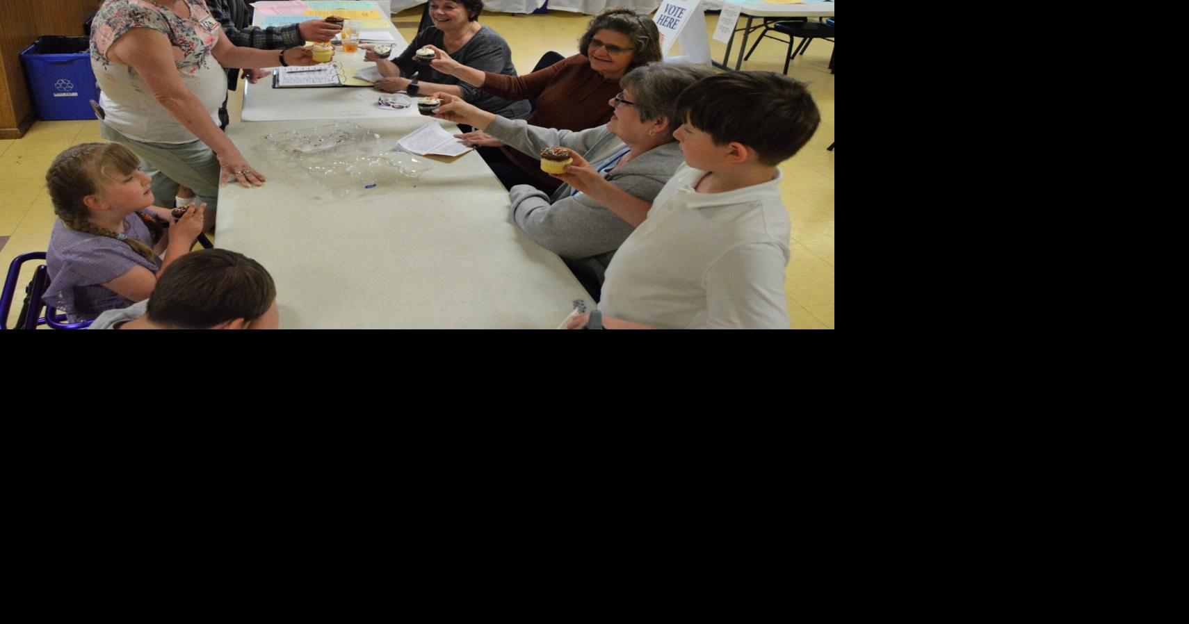 Poll worker celebrates birthday at polling station | Local | newsitem.com