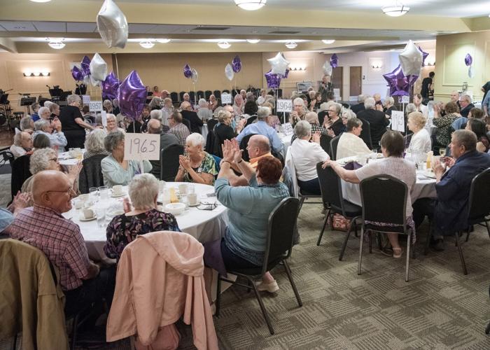 CTHS Alumni Association holds last banquet, announces annual scholarships | Local | newsitem.com