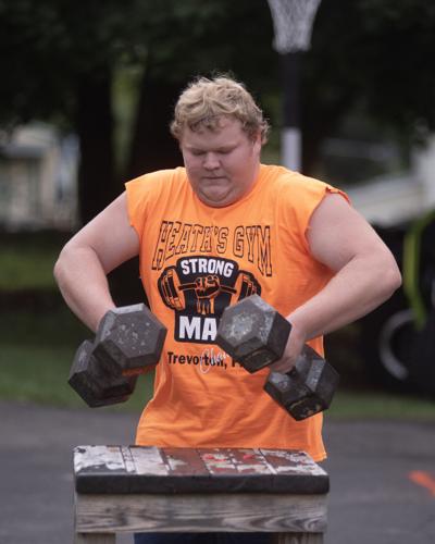 ‘Strongman Competition’ held at Heath’s Gym | Local | newsitem.com