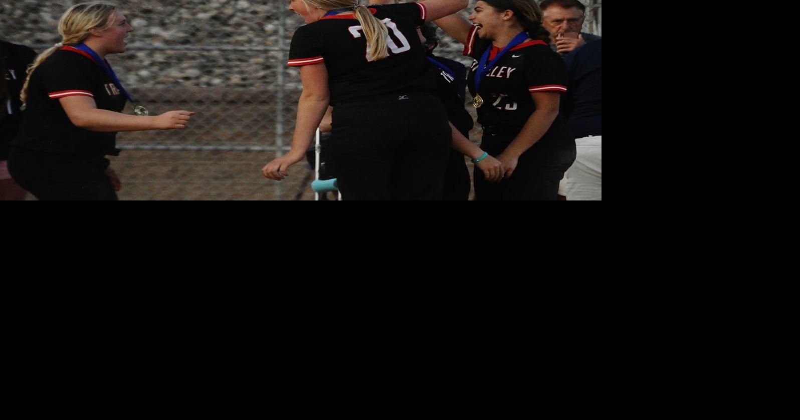 cs060823SPO TV softball | | newsitem.com