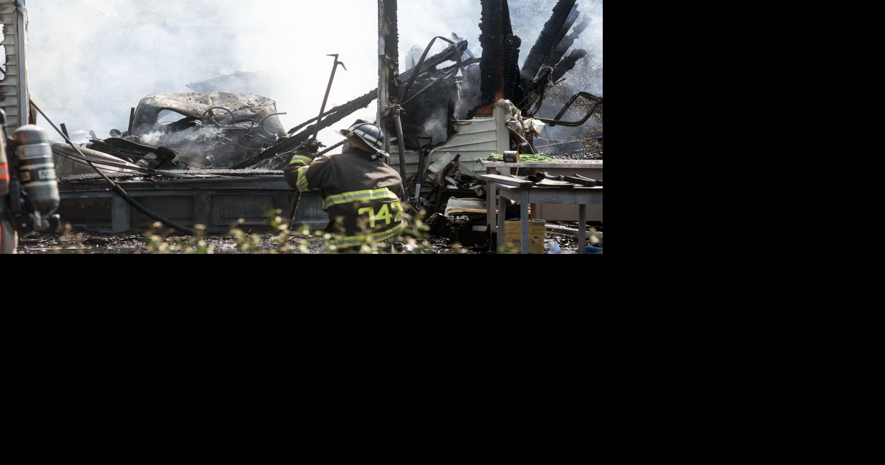 Fire causes roof of Packers Island home to collapse | Local | newsitem.com