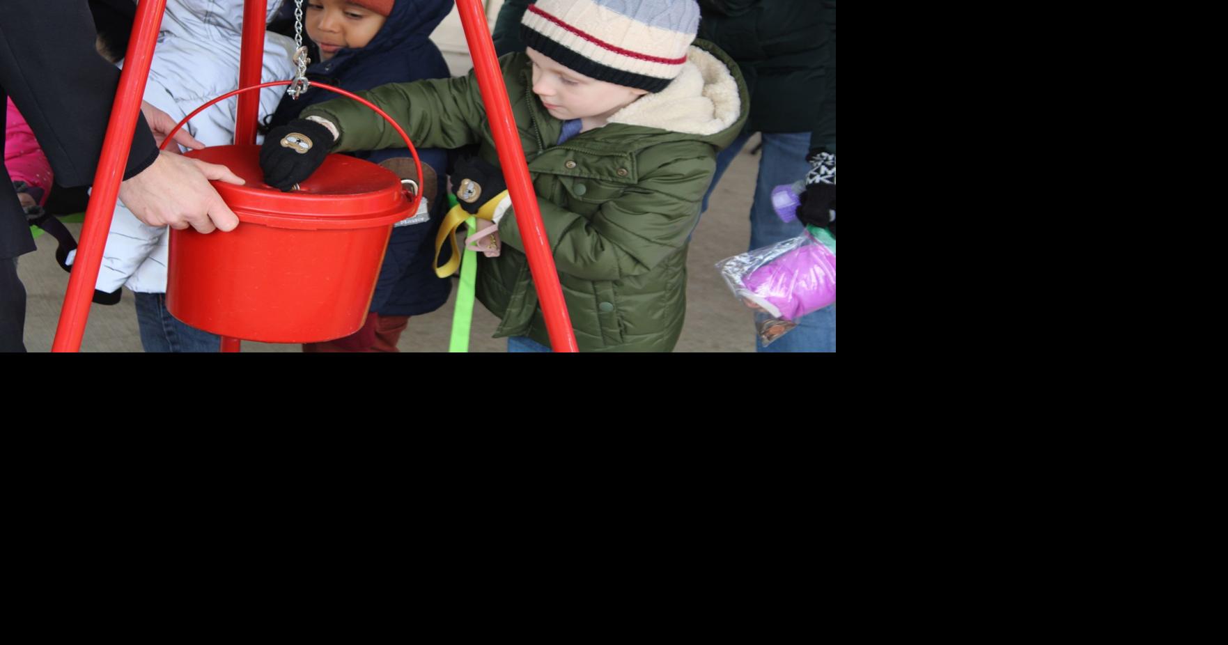 The bells are ringing: Salvation Army kicks off Red Kettle Campaign ...