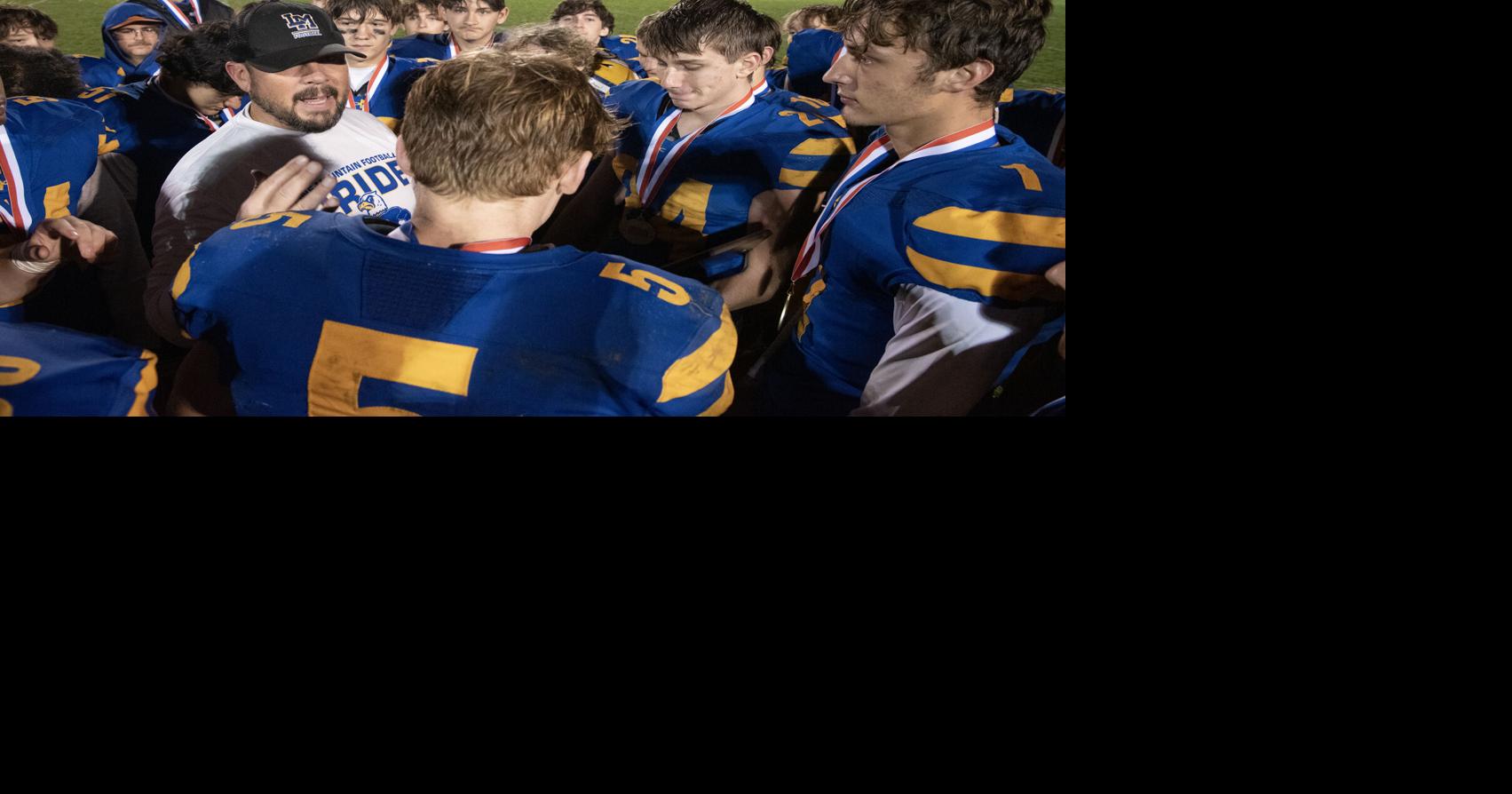 H.S. Football Notebook: Eagles gain valuable experience in gritty D4 ...