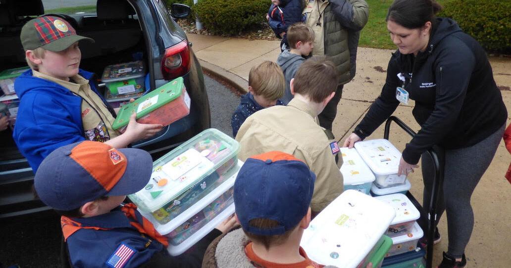 'Do a Good Turn Daily:' Cub Scouts deliver 'Jared Boxes' to pediatric ...