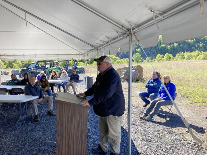 Ribbon-cutting ceremony held at Mammoth Trail at AOAA | Local ...