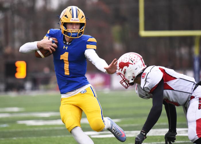 H.S. Football: Couple mistakes hand Eagles only loss, cost them chance ...