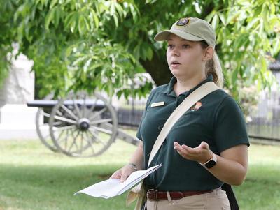 Historic tour through Gettysburg cemetery tells story of young soldiers ...