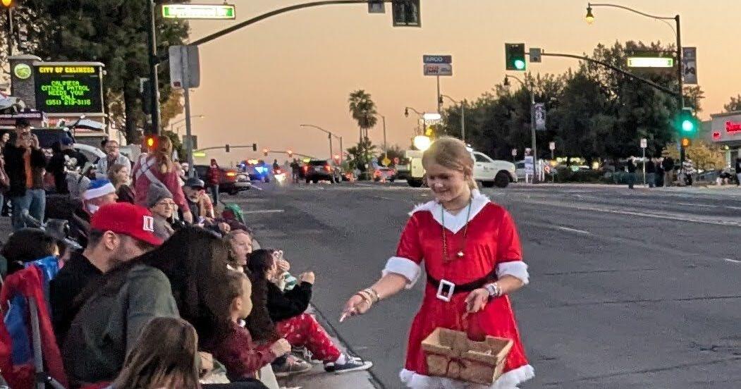Get Your Lights On, Calimesa! Parade lights up the night | Arts ...