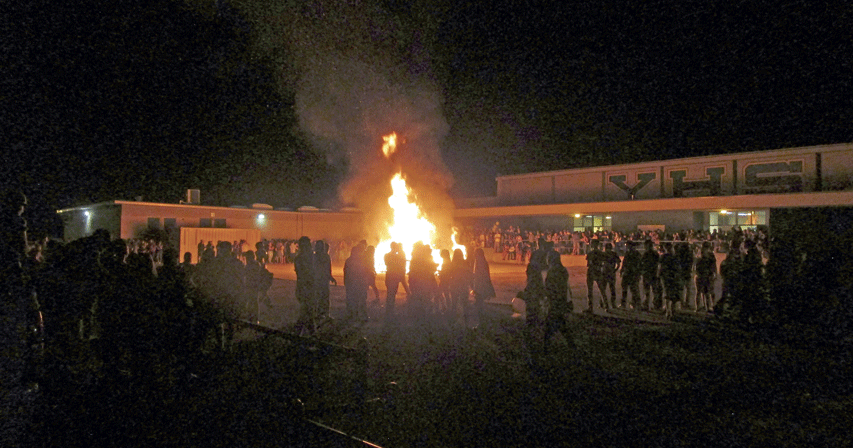 YHS Bonfire begins a three-day Homecoming tradition | Schools ...