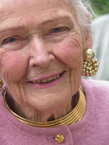 Muriel Elwood Maclean Stewart Shaw passes away at age 95 | Obituaries ...