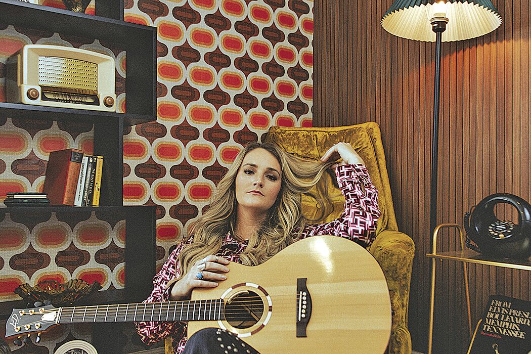 Trip to mailbox a life-changer for local singer | Arts & Entertainment ...