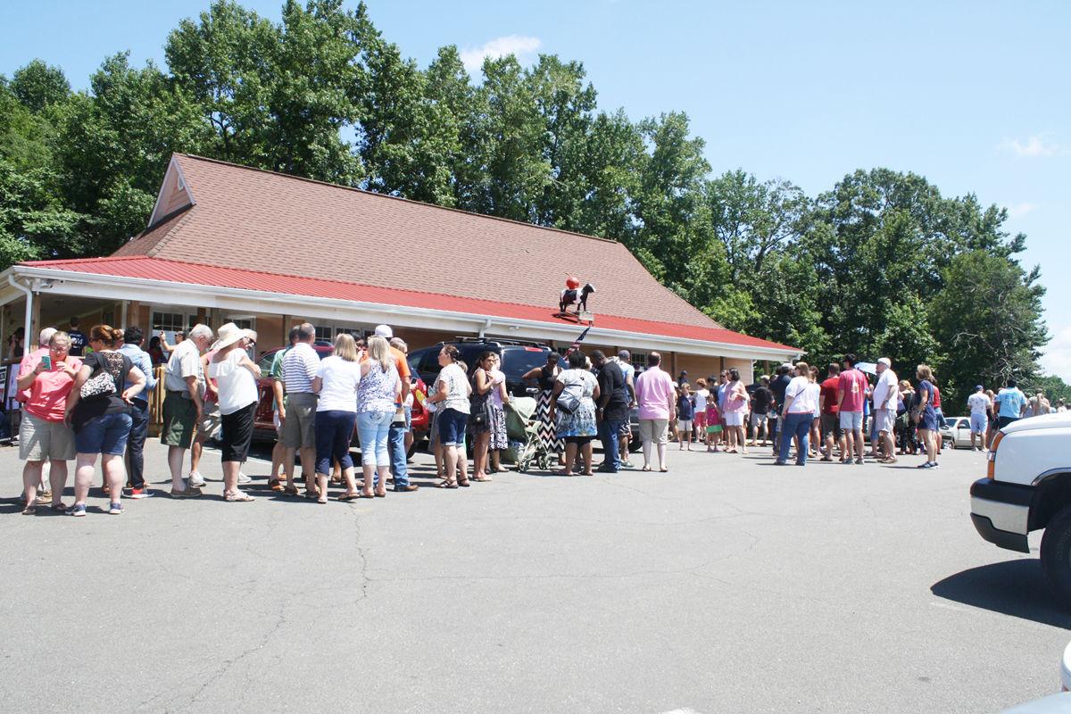 Maple View Farm Ice Cream celebrates National Ice Cream Day with big ...