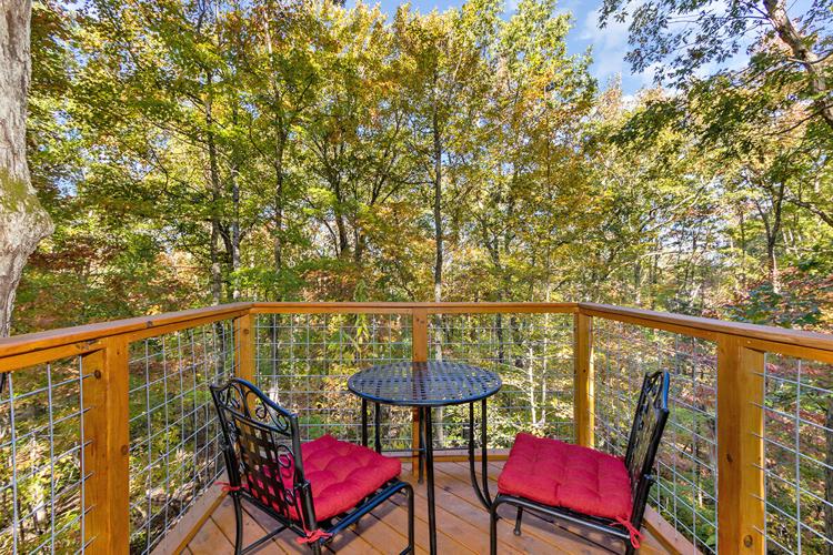 Treehouse in Hillsborough | | newsoforange.com