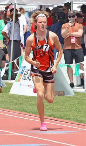 Mitch front stretch A1157.jpg | | newswatchman.com