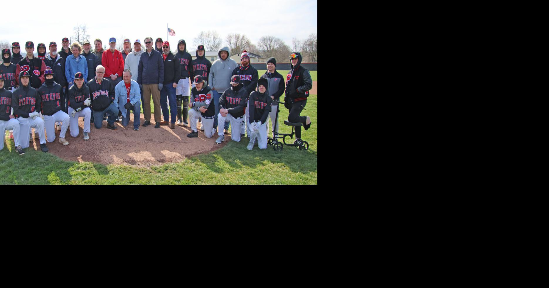 PHS 1985 with team | | newswatchman.com