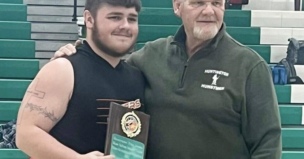 Tolliver wins his bracket and 'Most Valuable Wrestler' at Huntington ...