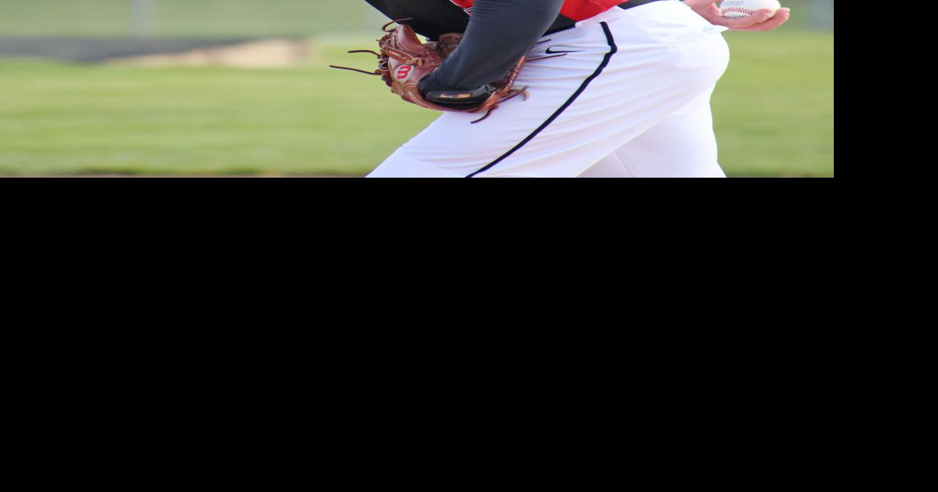 Mason Roberts ready to pitch | | newswatchman.com