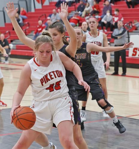 Piketon Lady Redstreaks Varsity Basketball vs. Unioto - Jan. 13, 2022 ...
